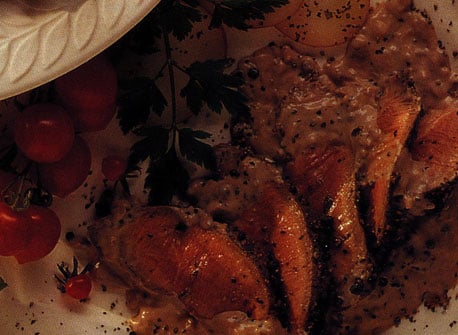 Bifteck de surlonge avec sauce au poivre | Plaisirs laitiers